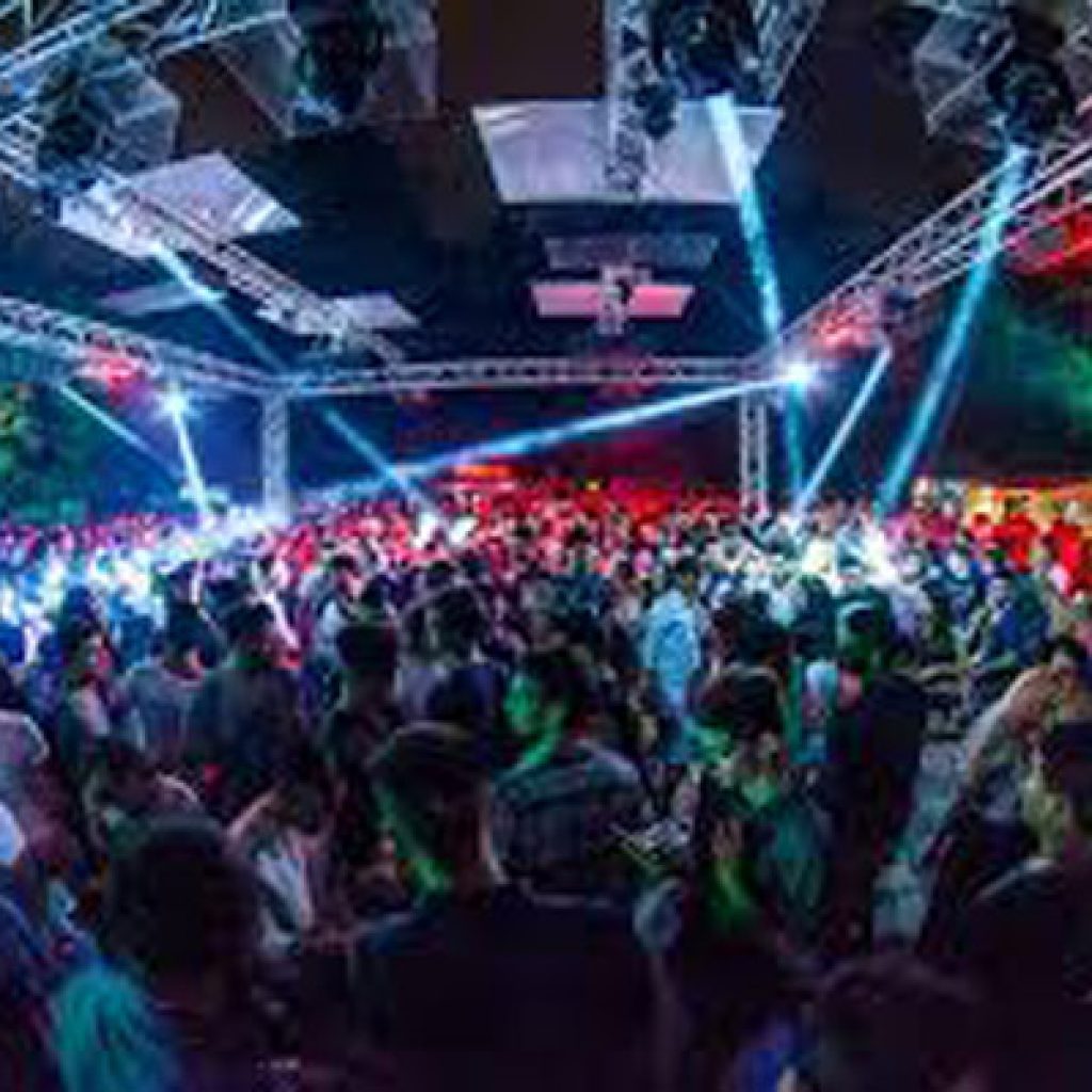 Papaya Beach Club - Discoteca estiva di Milano